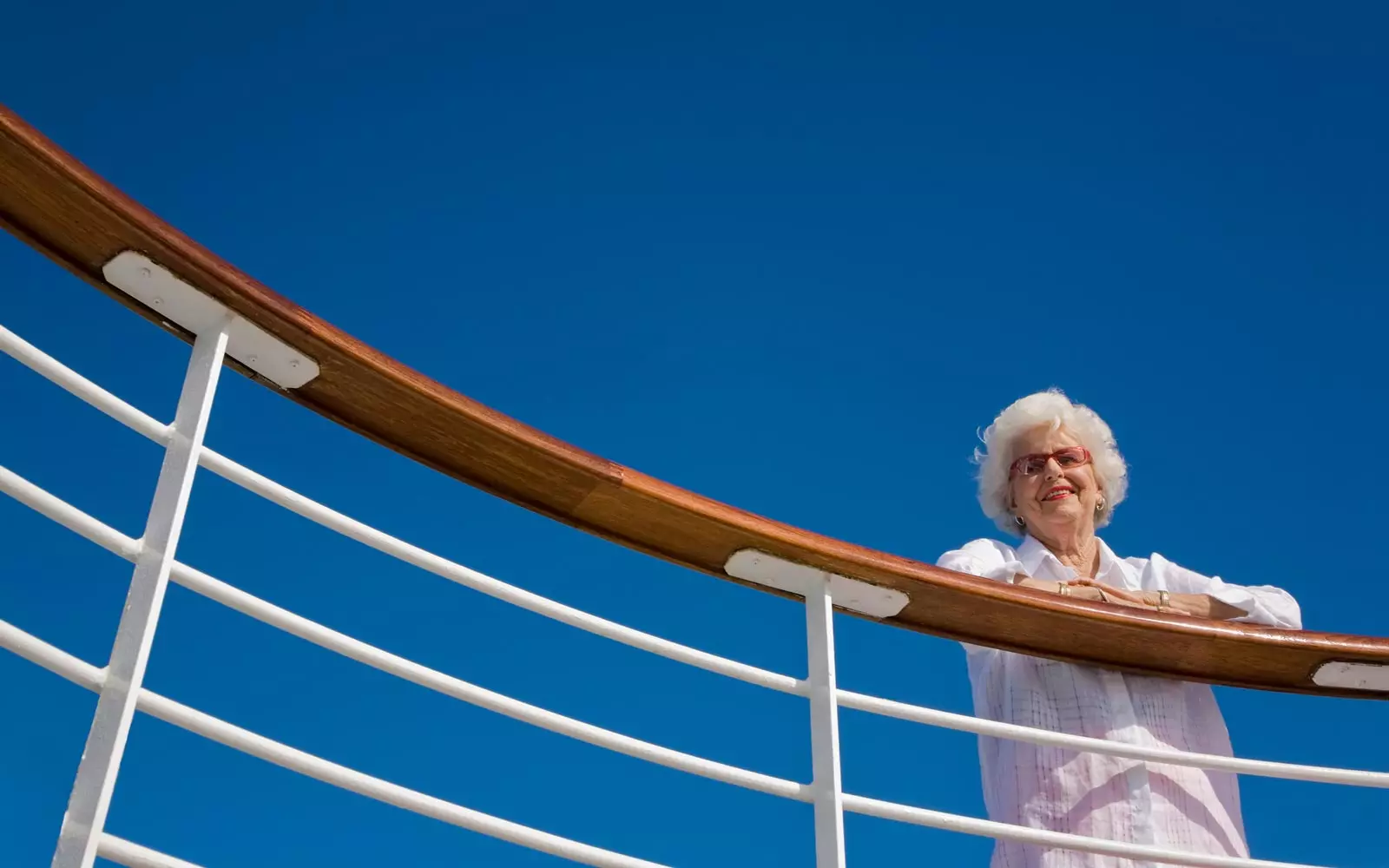 Lady on cruise