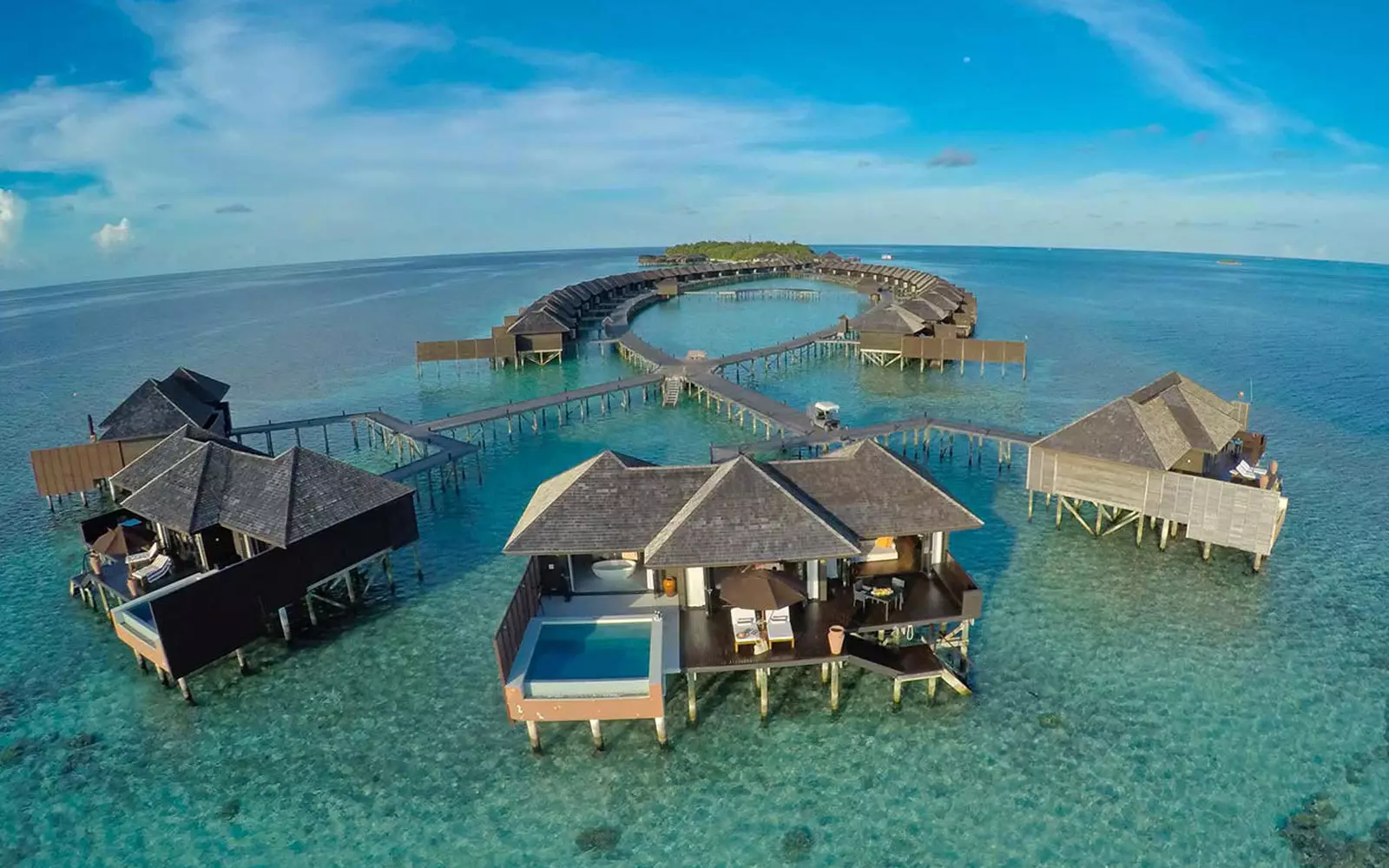 Lily Beach Resort & Spa Малдиви