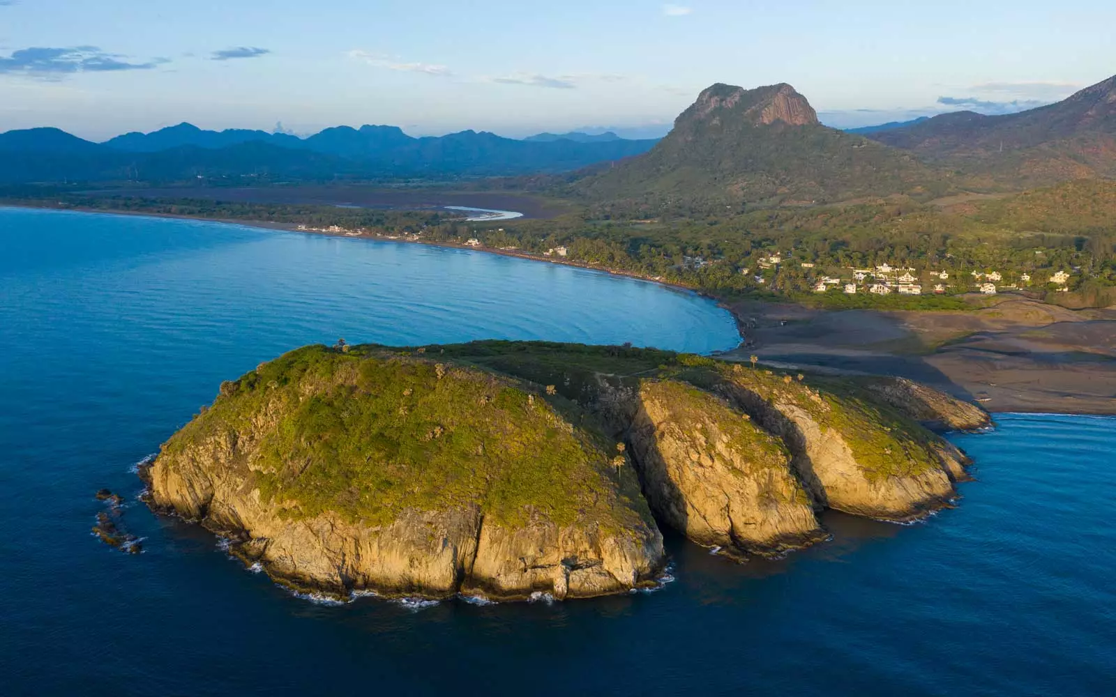 Aerial view ng Villa Rica de la Vera Cruz o ang Rich Town of the True Cross.