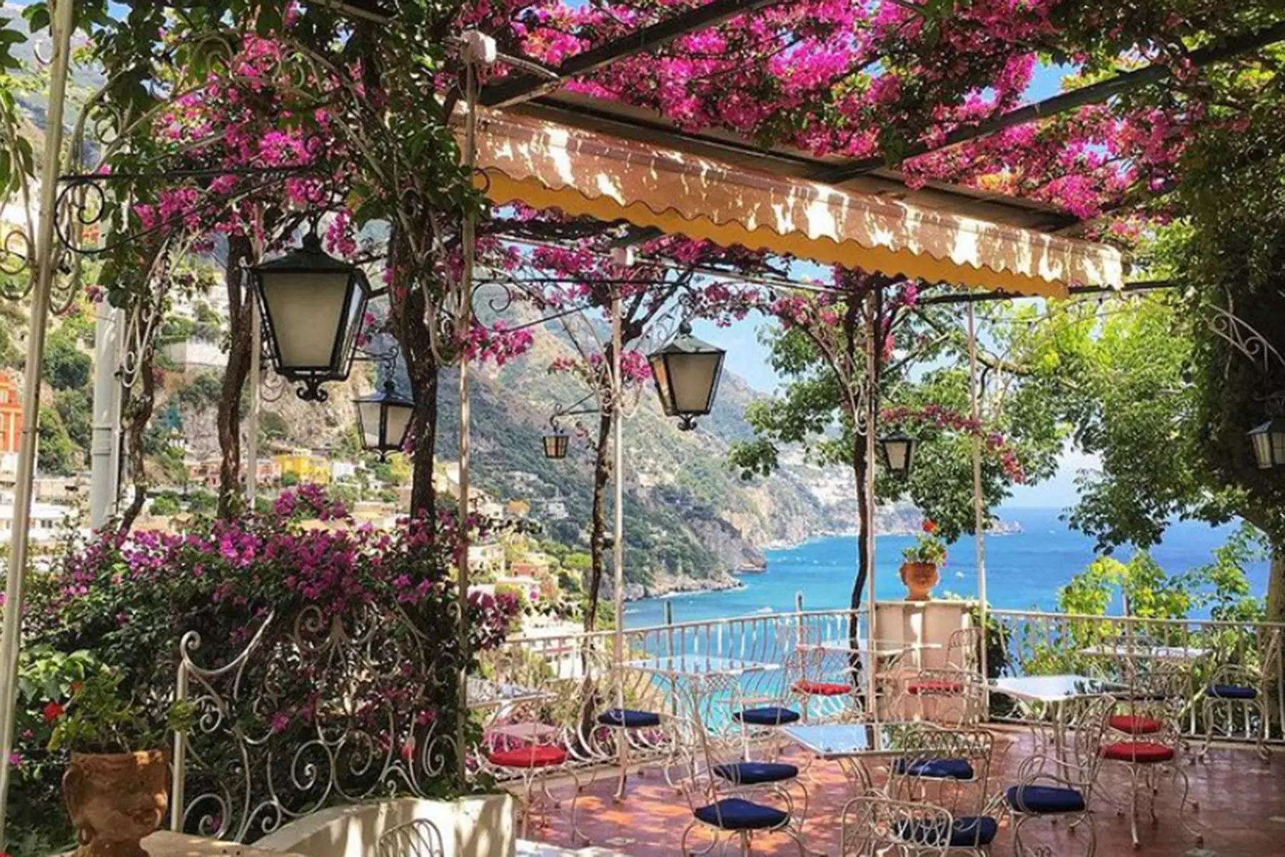 Il Tridente a l'Hotel Poseidon amb vistes a Positano